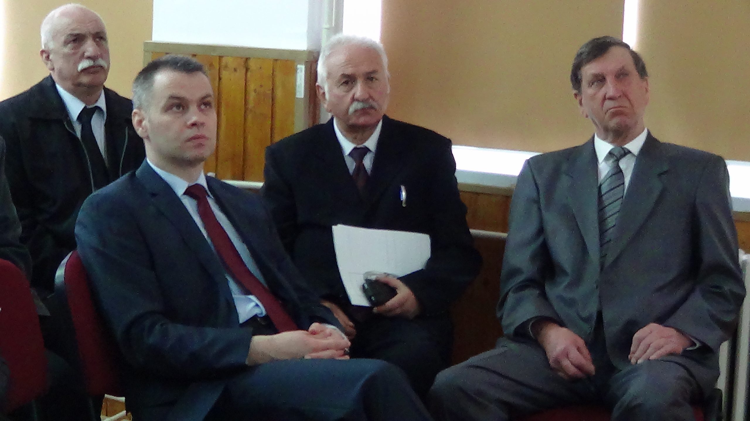 Dan Barbilian la 93 de ani de învăţământ de performanţă! - Ziarul din ...