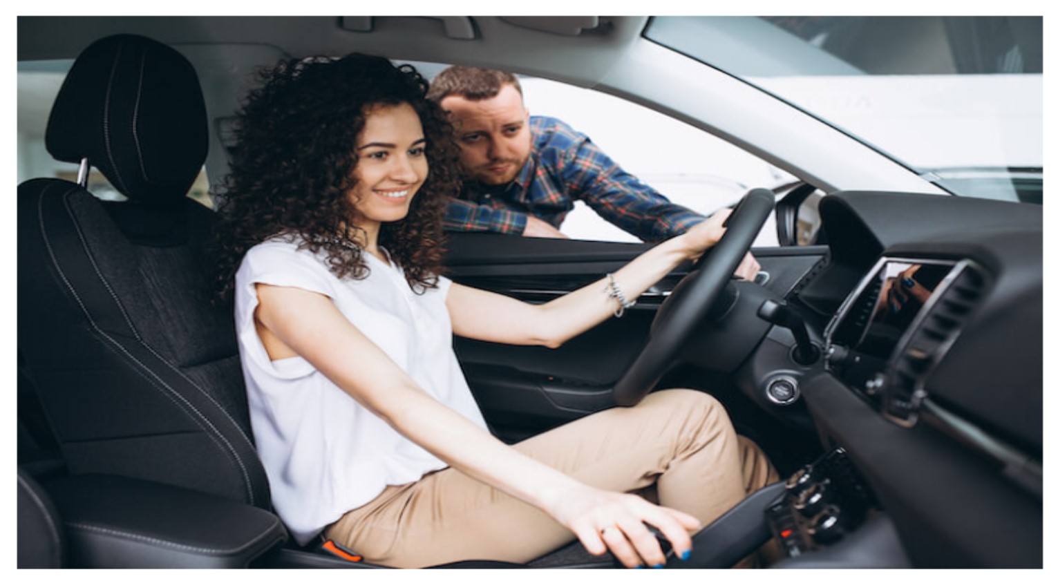 Online-ul dă totul peste cap. Reguli noi pentru vânzarea de autoturisme ...