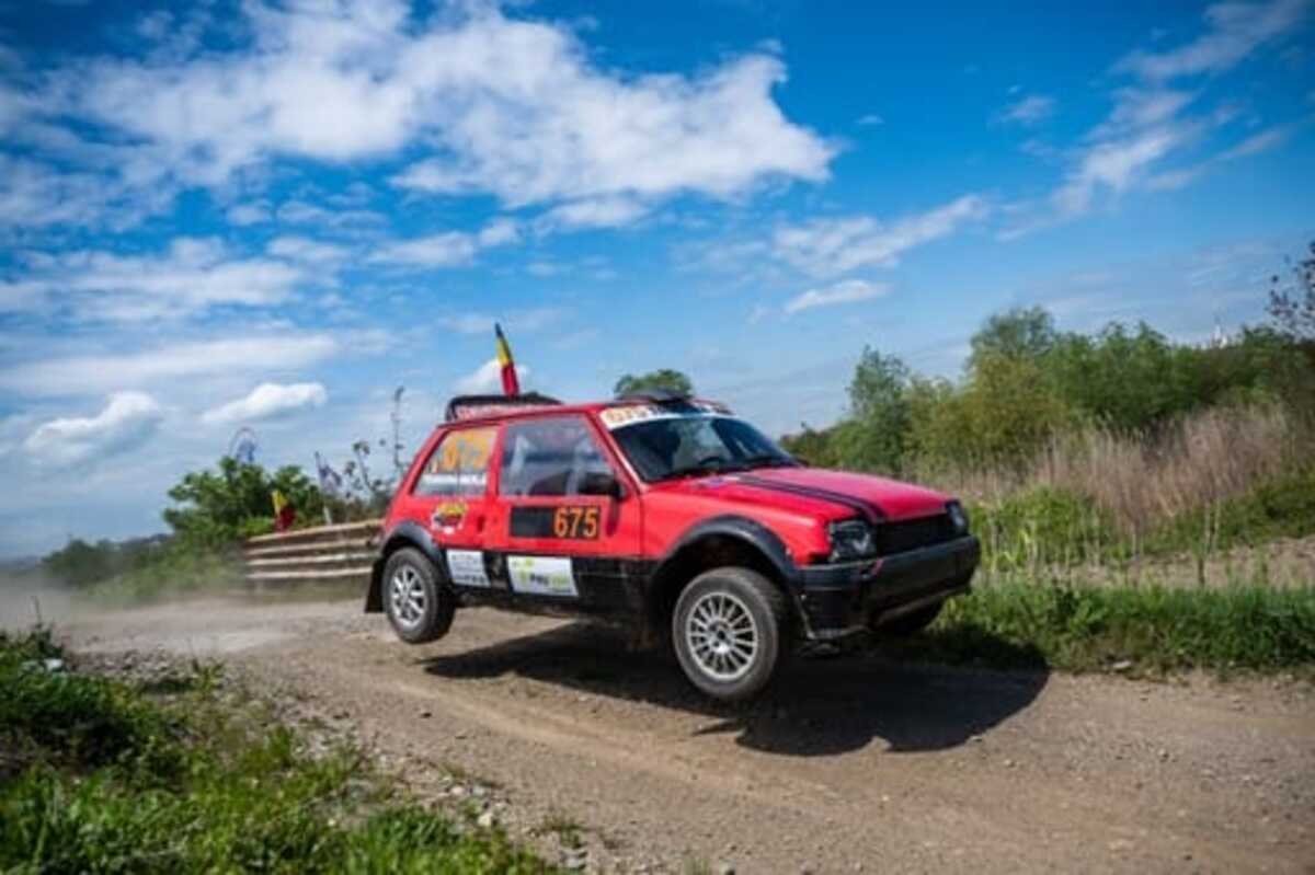 Piloţii de la RB Racing au început noul sezon cu rezultate foarte bune ...